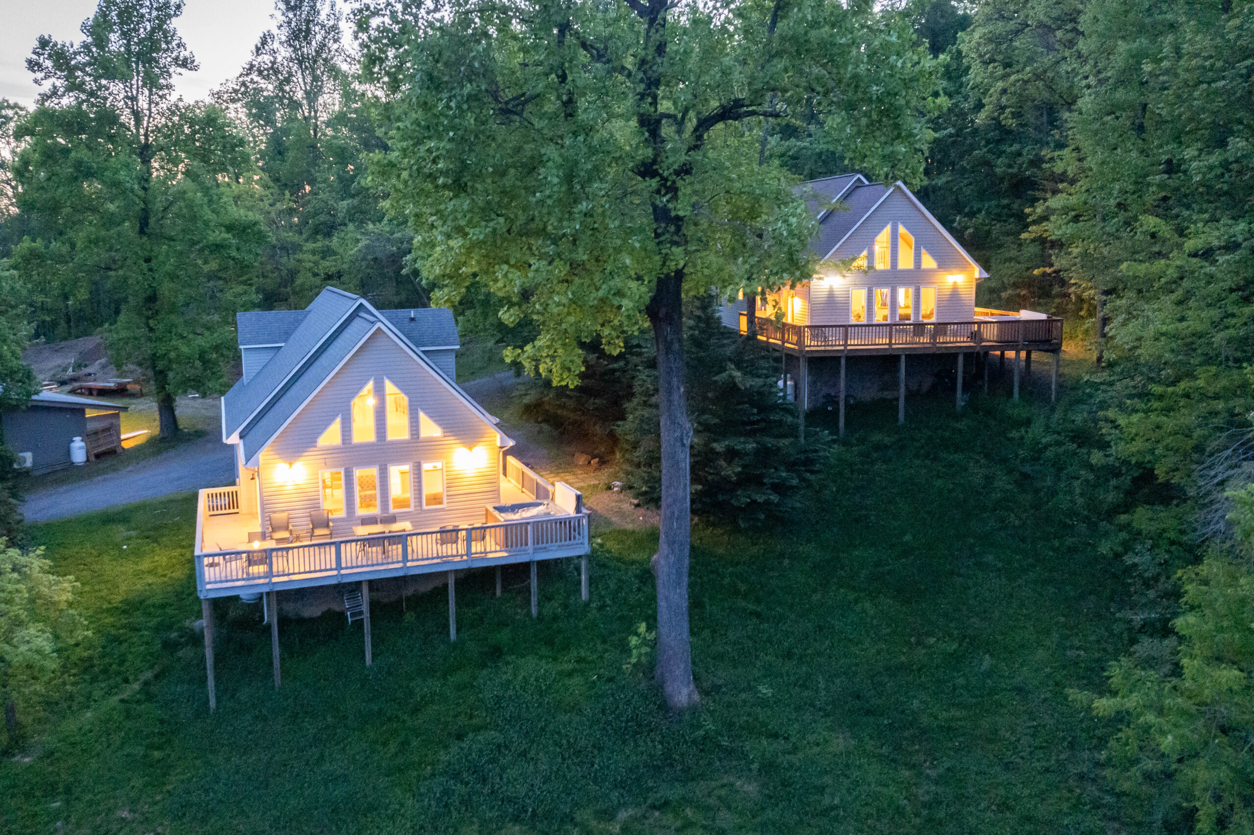 Love Ridge Mountain Lodging - Blue Ridge Parkway