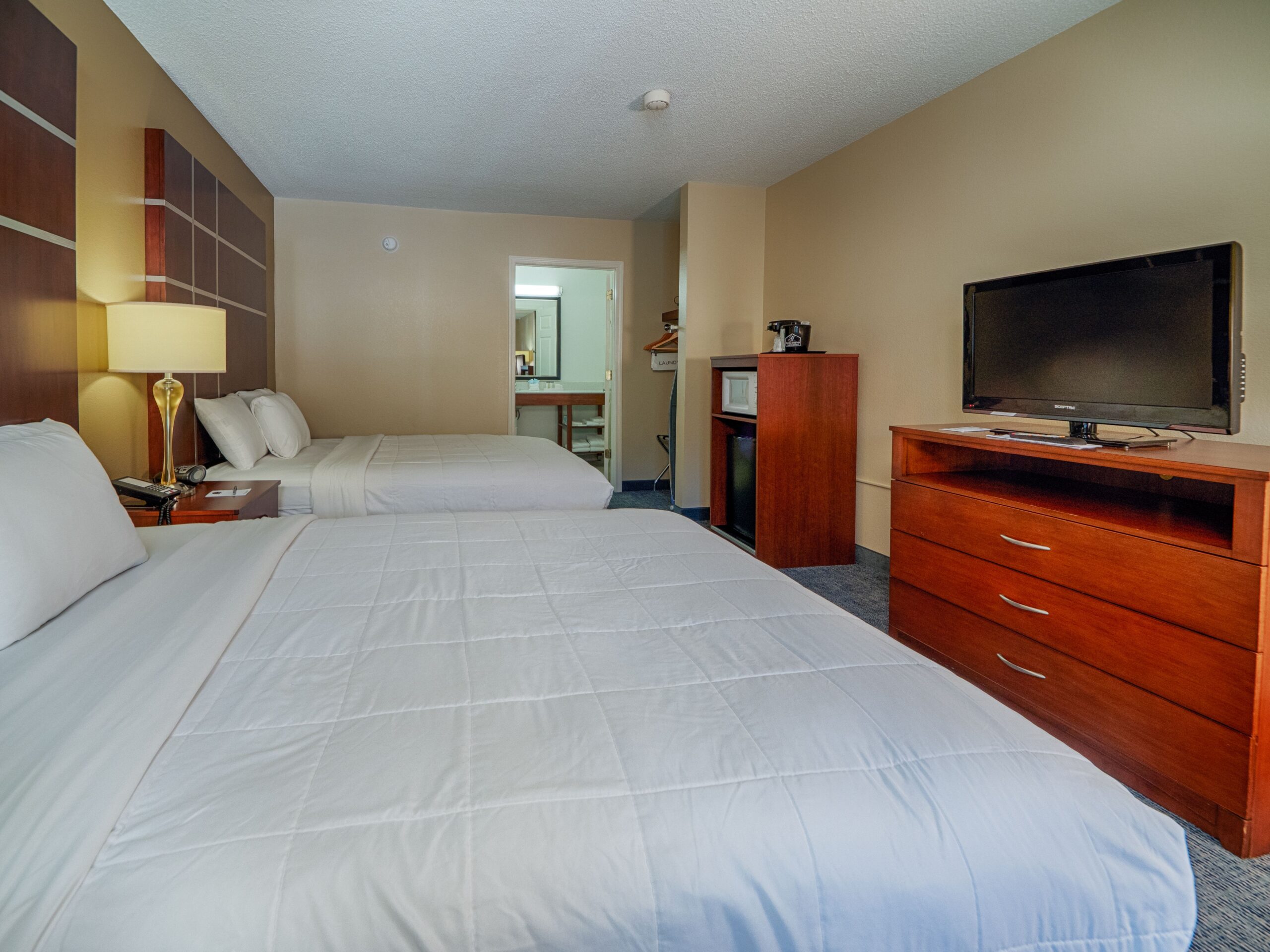 Cherokee Grand Hotel - Blue Ridge Parkway